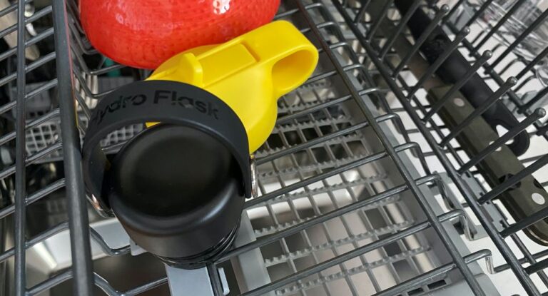 How to Perfectly Clean Hydro Flask Lid Gasket (Step-By-Step Guide)