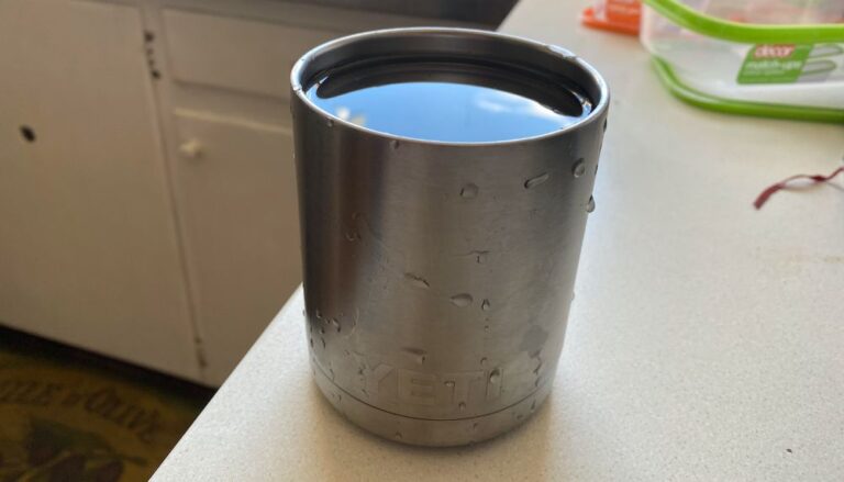 Easy Ways To Clean Bad Smells and Mold From A Yeti Tumbler Cup
