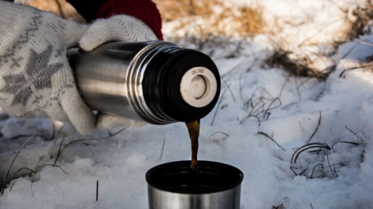 19 Different Ways To Keep Drinks Warm Outside For Hours