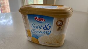 How To Keep Ice Cream Frozen Without a Freezer