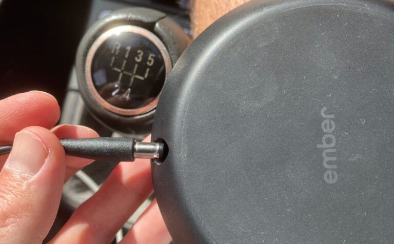 How To Charge Your Ember Mug In The Car