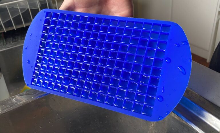 7 Ways To Make Hospital Ice (Chewable Ice Chips)