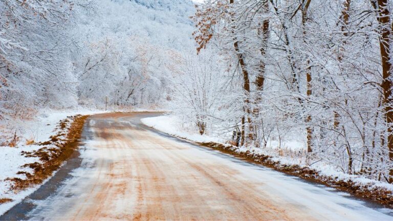 Does Sand Melt Ice? Why Sand Is Used On Icy Roads?