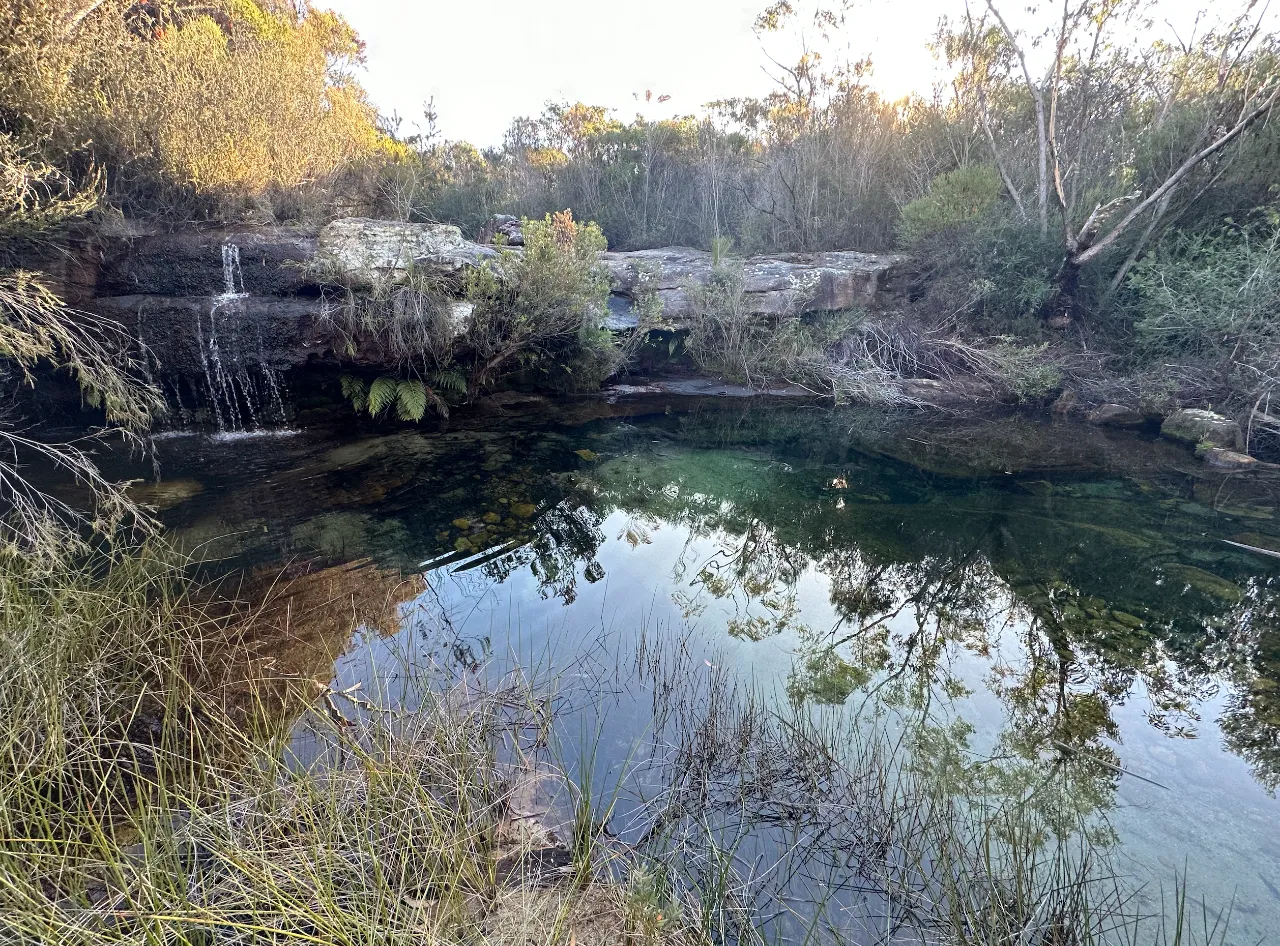 kiki-sandy-pool-near-uloola-brook-falls-royal-national-park-waterfall ...