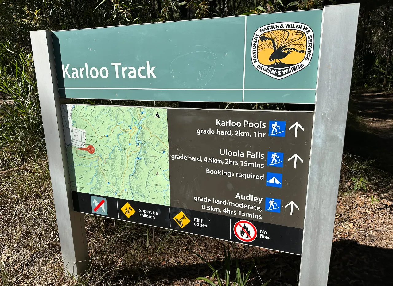 second-sign-to-karloo-pools-track - Hunting Waterfalls